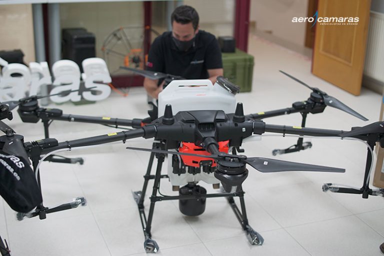 Para este tipo de tareas son muy utilizadas las aeronaves de la serie ...